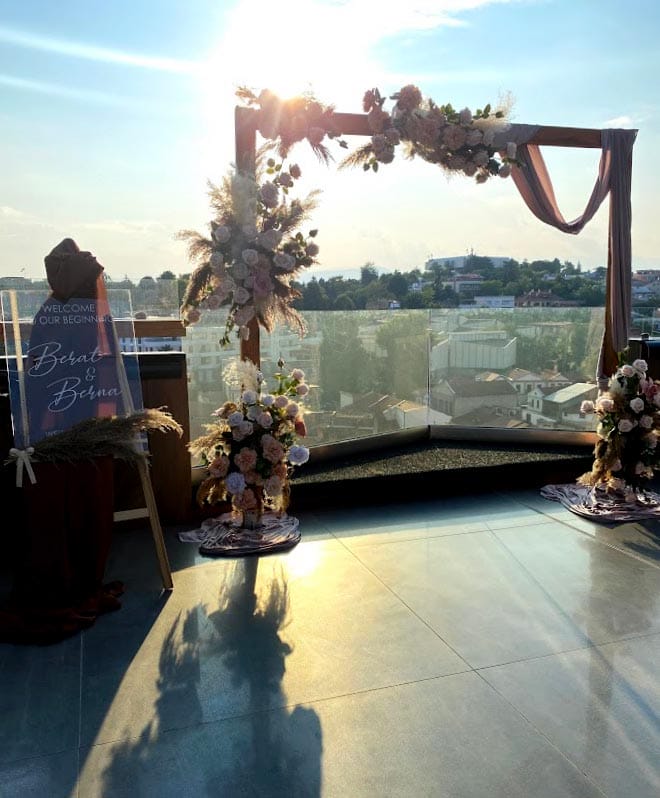 Rooftop bar – Hotel Arka | Skopje